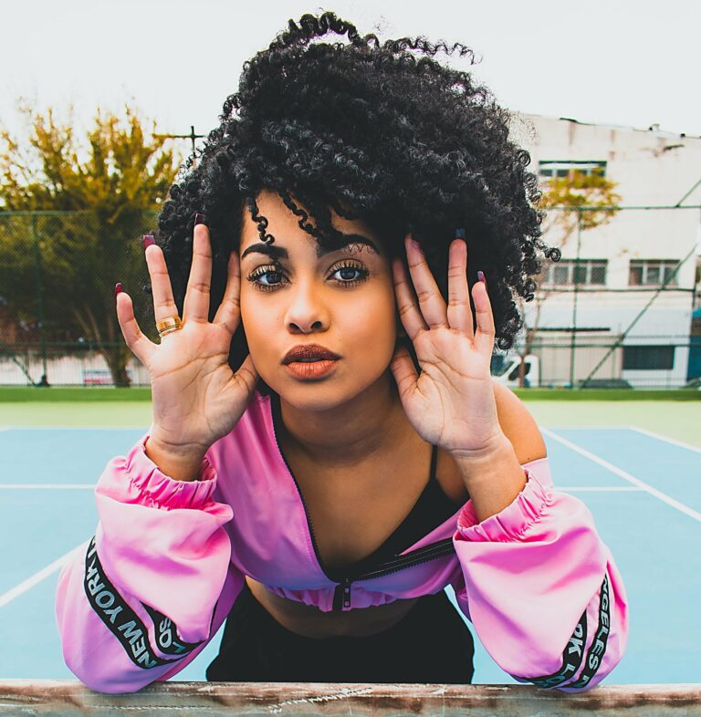 Isabelle talks about curl training: the secret to beautifully defined ...